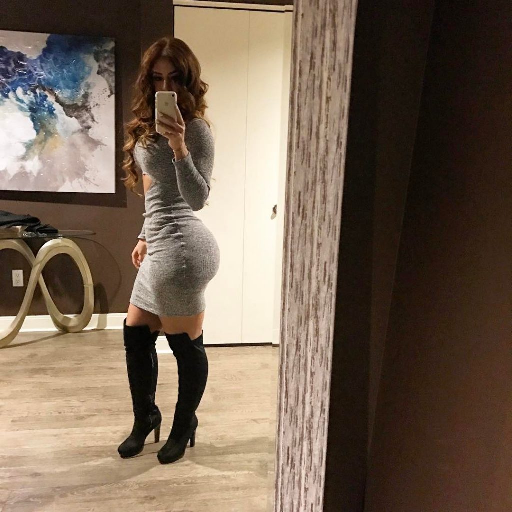 Mindy Sittinpretty - goddess or not?